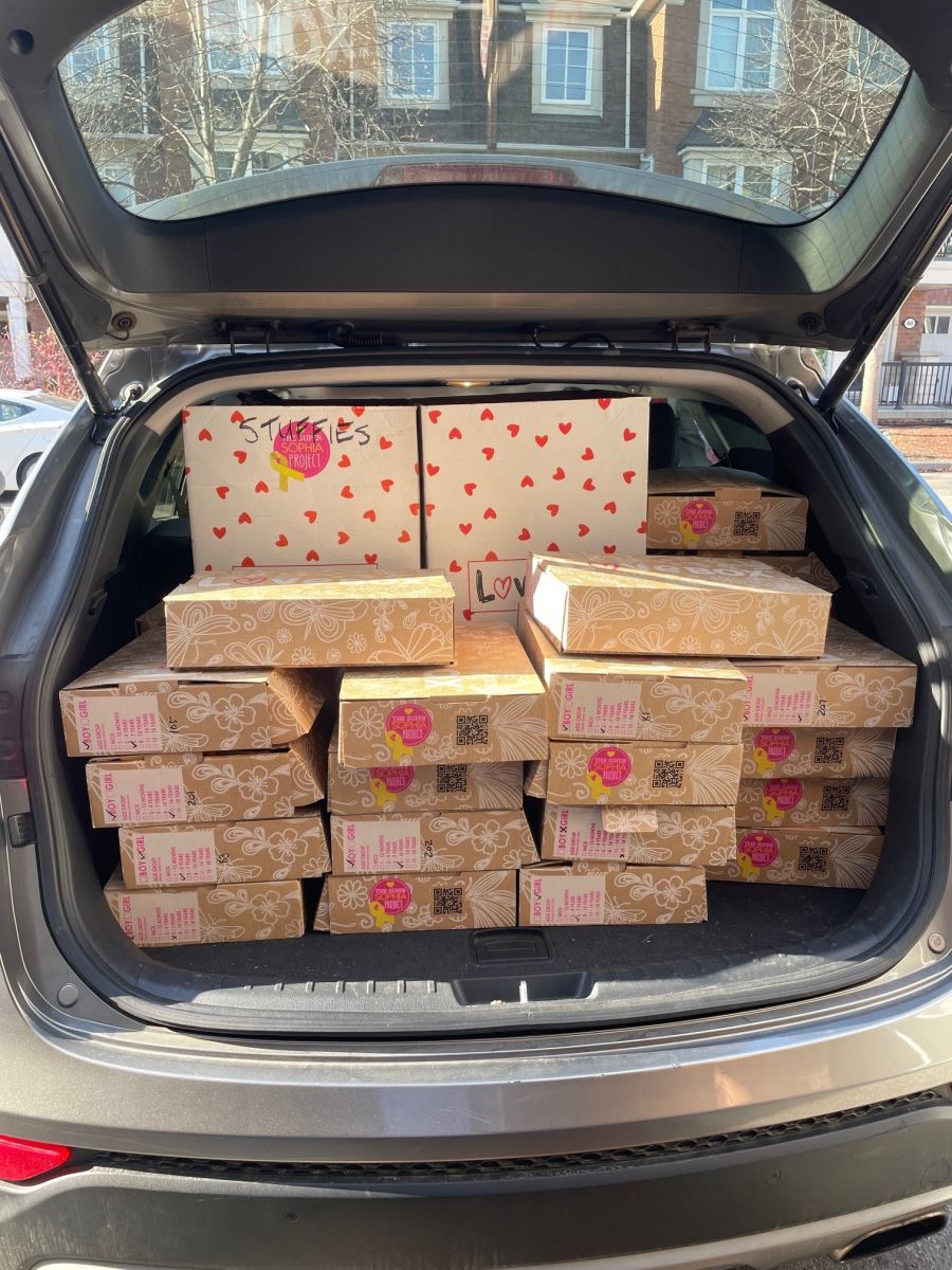 News: Clairlea PS Gives Back This Holiday Season | Toronto District ...